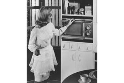 When was the Microwave Oven First Introduced into the Kitchen: History ...